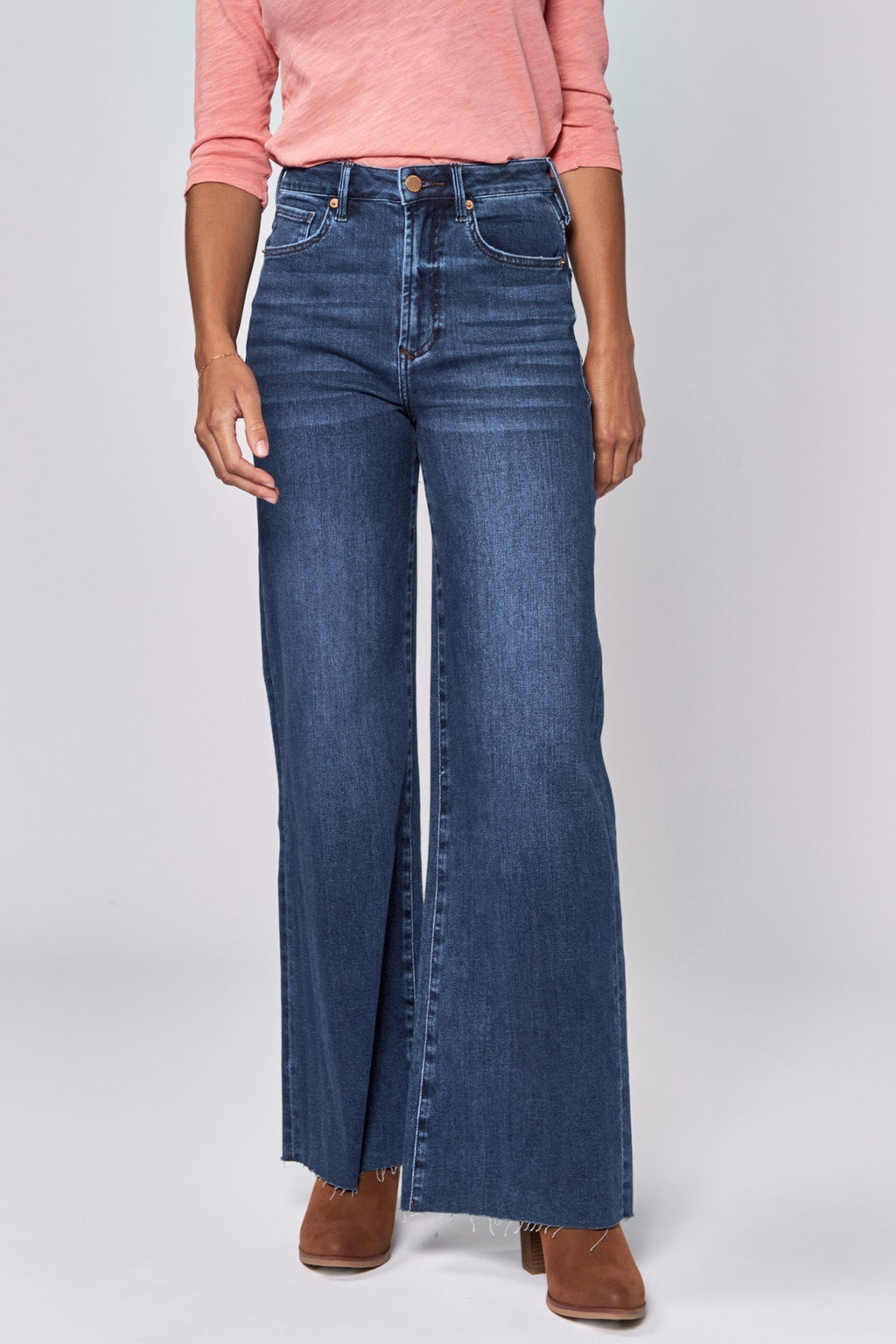 Fiona Jeans - star demand – Monkee's of Biltmore